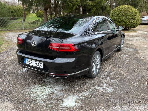 Black Volkswagen Passat 2018 in Rapla, with an engine capacity of 1.80 L and mileage of 110 thousand km for 16499 €, photo 4 on AUTOMOTO.COM.LV