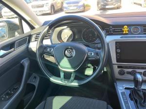 Melns Volkswagen Passat 2018 Klaipėda, ar dzinēja tilpumu 2.00 L un nobraukumu 93 tūkst. km par 16500 €, foto 11 vietnē AUTOMOTO.COM.LV
