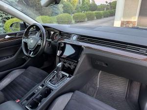 Black Volkswagen Passat 2018 in Kaunas, with an engine capacity of 1.40 L and mileage of 104 thousand km for 12150 €, photo 12 on AUTOMOTO.COM.LV