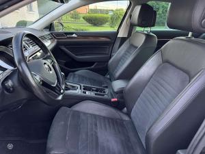 Black Volkswagen Passat 2018 in Kaunas, with an engine capacity of 1.40 L and mileage of 104 thousand km for 12150 €, photo 13 on AUTOMOTO.COM.LV