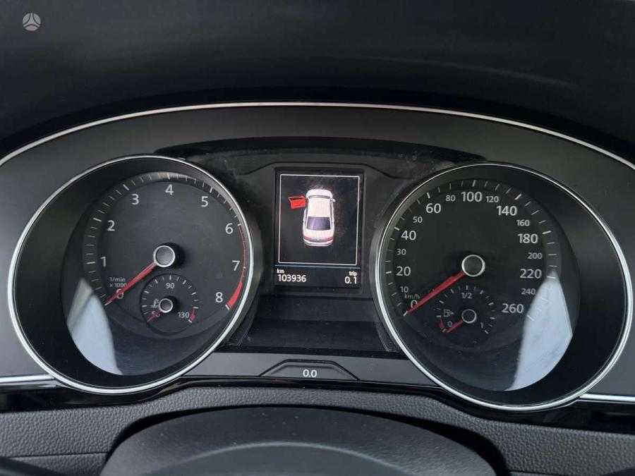 Black Volkswagen Passat 2018 in Kaunas, with an engine capacity of 1.40 L and mileage of 104 thousand km for 12150 €, photo 16 on AUTOMOTO.COM.LV