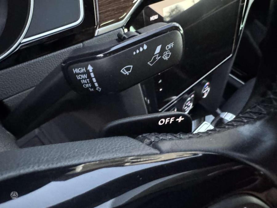 Black Volkswagen Passat 2018 in Kaunas, with an engine capacity of 1.40 L and mileage of 104 thousand km for 12150 €, photo 19 on AUTOMOTO.COM.LV