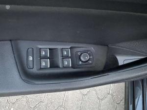 Black Volkswagen Passat 2018 in Kaunas, with an engine capacity of 1.40 L and mileage of 104 thousand km for 12150 €, photo 21 on AUTOMOTO.COM.LV