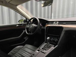 Melns Volkswagen Passat 2018 Viļņa, ar dzinēja tilpumu 1.97 L un nobraukumu 132 tūkst. km par 17500 €, foto 10 vietnē AUTOMOTO.COM.LV