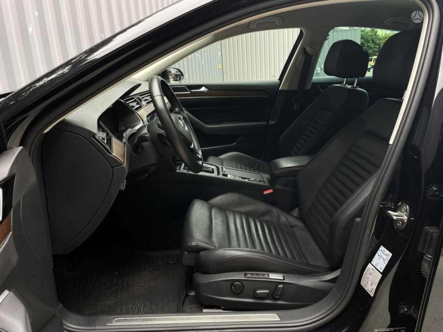 Melns Volkswagen Passat 2018 Viļņa, ar dzinēja tilpumu 1.97 L un nobraukumu 132 tūkst. km par 17500 €, foto 13 vietnē AUTOMOTO.COM.LV