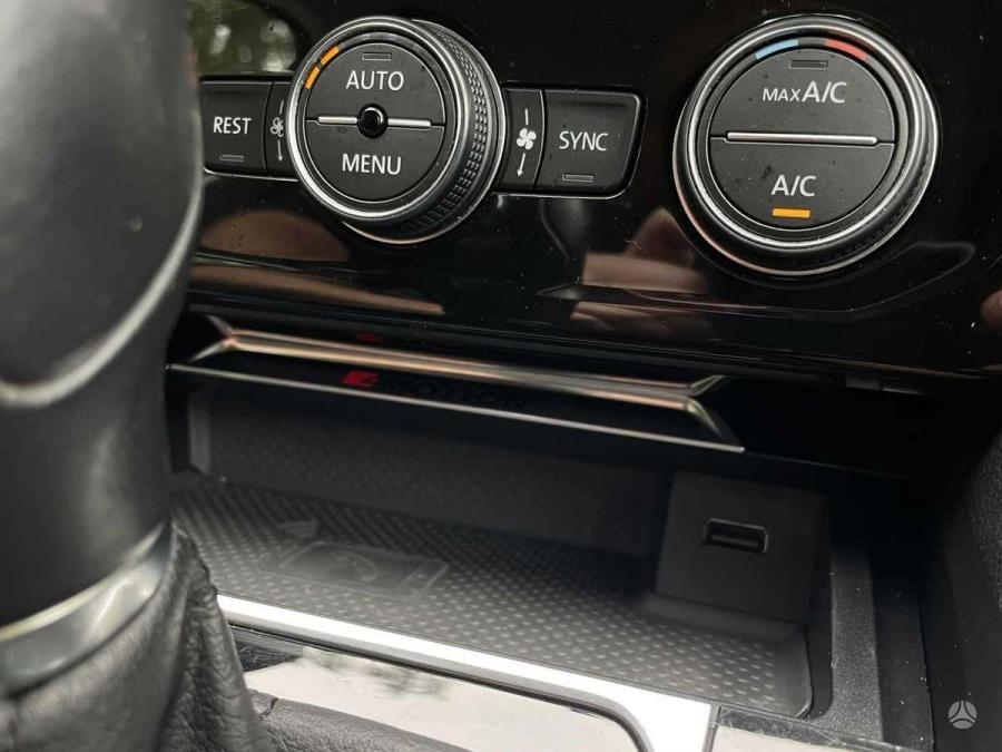 Melns Volkswagen Passat 2018 Viļņa, ar dzinēja tilpumu 1.97 L un nobraukumu 132 tūkst. km par 17500 €, foto 23 vietnē AUTOMOTO.COM.LV