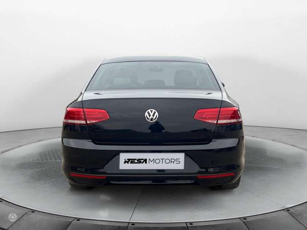 Melns Volkswagen Passat 2018 Klaipėda, ar dzinēja tilpumu 1.97 L un nobraukumu 98 tūkst. km par 15000 €, foto 6 vietnē AUTOMOTO.COM.LV