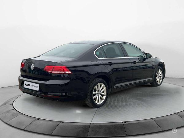 Melns Volkswagen Passat 2018 Klaipėda, ar dzinēja tilpumu 1.97 L un nobraukumu 98 tūkst. km par 15000 €, foto 7 vietnē AUTOMOTO.COM.LV
