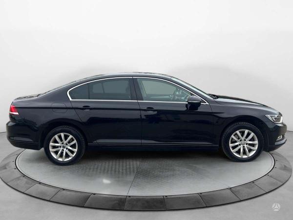 Melns Volkswagen Passat 2018 Klaipėda, ar dzinēja tilpumu 1.97 L un nobraukumu 98 tūkst. km par 15000 €, foto 8 vietnē AUTOMOTO.COM.LV
