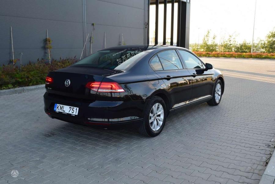 Melns Volkswagen Passat 2018 Viļņa, ar dzinēja tilpumu 1.40 L un nobraukumu 135 tūkst. km par 9750 €, foto 8 vietnē AUTOMOTO.COM.LV