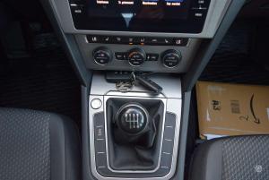 Melns Volkswagen Passat 2018 Viļņa, ar dzinēja tilpumu 1.40 L un nobraukumu 135 tūkst. km par 9750 €, foto 16 vietnē AUTOMOTO.COM.LV