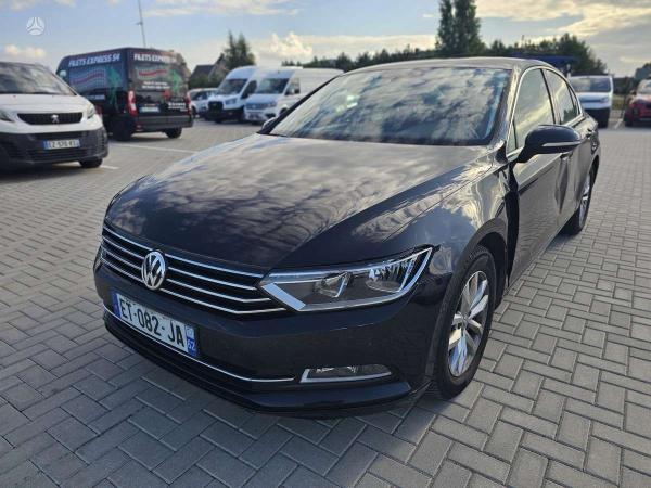 Black Volkswagen Passat 2018 in Taurage, with an engine capacity of 1.60 L and mileage of 289 thousand km for 7200 €, photo 4 on AUTOMOTO.COM.LV