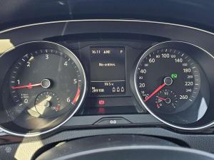 Black Volkswagen Passat 2018 in Taurage, with an engine capacity of 1.60 L and mileage of 289 thousand km for 7200 €, photo 13 on AUTOMOTO.COM.LV