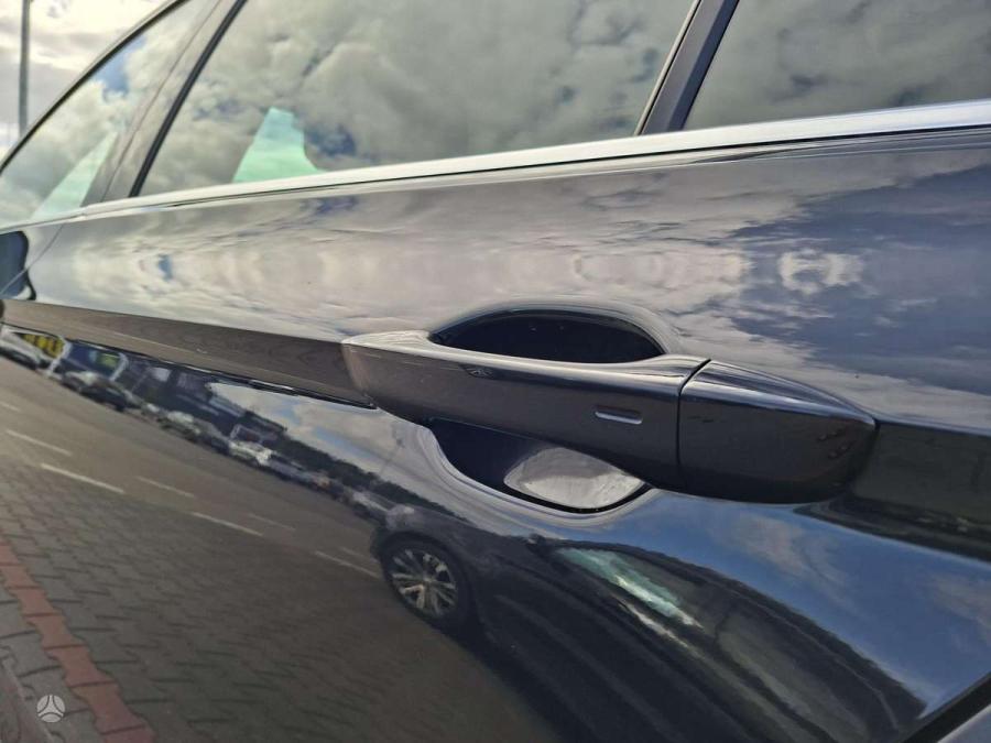 Черный Фольксваген Пассат 2018 в Вильнюс, объемом двигателя 1.40 л и пробегом 186 тыс. км за 11800 €, фото 7 на AUTOMOTO.COM.LV