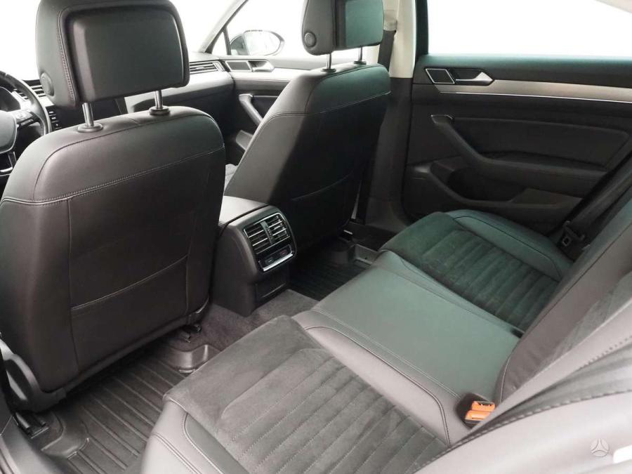 Melns Volkswagen Passat 2018 Viļņa, ar dzinēja tilpumu 1.97 L un nobraukumu 84 tūkst. km par 19500 €, foto 17 vietnē AUTOMOTO.COM.LV