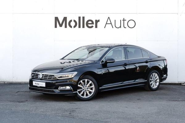 Black Volkswagen Passat 2018 in Riga, with an engine capacity of 2.00 L and mileage of 145 thousand km for 14900 €, photo 1 on AUTOMOTO.COM.LV