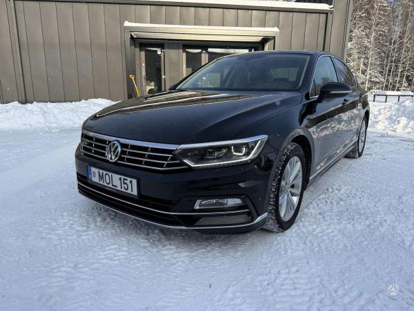 Black Volkswagen Passat 2019 in Vilnius, with an engine capacity of 1.97 L and mileage of 144 thousand km for 18300 €, photo 3 on AUTOMOTO.COM.LV