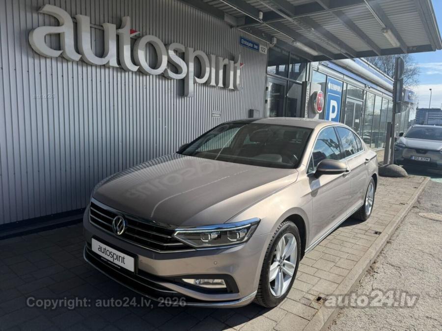 Black Volkswagen Passat 2019 in Tallinn, with an engine capacity of 1.50 L and mileage of 74 thousand km for 20990 €, photo 1 on AUTOMOTO.COM.LV