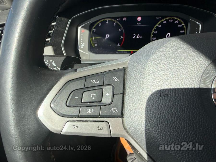 Black Volkswagen Passat 2019 in Tallinn, with an engine capacity of 1.50 L and mileage of 74 thousand km for 20990 €, photo 8 on AUTOMOTO.COM.LV