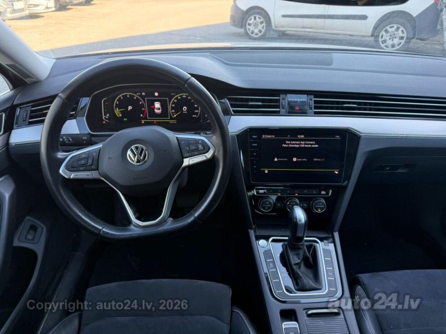 Black Volkswagen Passat 2019 in Tallinn, with an engine capacity of 1.50 L and mileage of 74 thousand km for 20990 €, photo 11 on AUTOMOTO.COM.LV