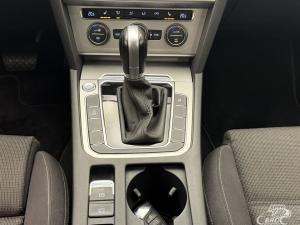 Черный Фольксваген Пассат 2019 в Авиженяй, объемом двигателя 1.50 л и пробегом 123 тыс. км за 14900 €, фото 19 на AUTOMOTO.COM.LV
