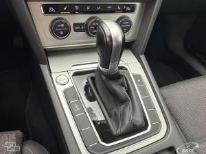 Черный Фольксваген Пассат 2019 в Авиженяй, объемом двигателя 1.50 л и пробегом 123 тыс. км за 14900 €, фото 27 на AUTOMOTO.COM.LV