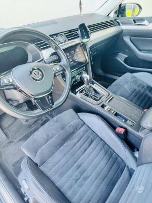 Black Volkswagen Passat 2019 in Klaipeda, with an engine capacity of 1.50 L and mileage of 214 thousand km for 14900 €, photo 7 on AUTOMOTO.COM.LV