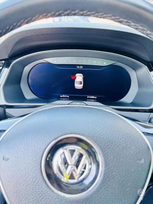 Black Volkswagen Passat 2019 in Klaipeda, with an engine capacity of 1.50 L and mileage of 214 thousand km for 14900 €, photo 10 on AUTOMOTO.COM.LV