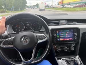 Black Volkswagen Passat 2019 in Tallinn, with an engine capacity of 1.60 L and mileage of 283 thousand km for 11000 €, photo 3 on AUTOMOTO.COM.LV