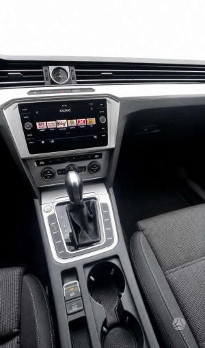 Melns Volkswagen Passat 2019 Kauņa, ar dzinēja tilpumu 1.39 L un nobraukumu 75 tūkst. km par 15500 €, foto 11 vietnē AUTOMOTO.COM.LV