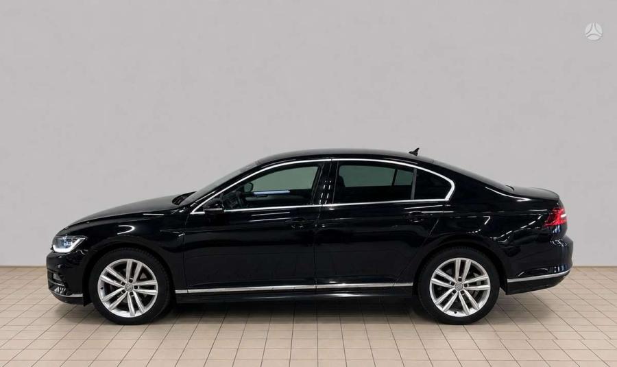 Melns Volkswagen Passat 2019 Kauņa, ar dzinēja tilpumu 1.40 L un nobraukumu 181 tūkst. km par 15500 €, foto 3 vietnē AUTOMOTO.COM.LV