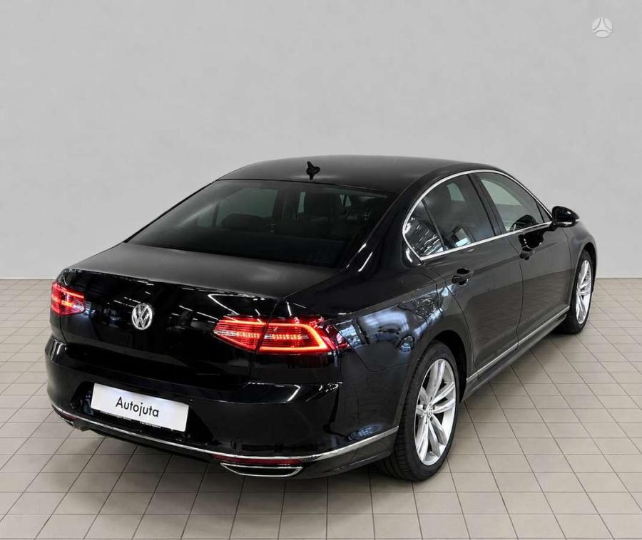 Melns Volkswagen Passat 2019 Kauņa, ar dzinēja tilpumu 1.40 L un nobraukumu 181 tūkst. km par 15500 €, foto 4 vietnē AUTOMOTO.COM.LV