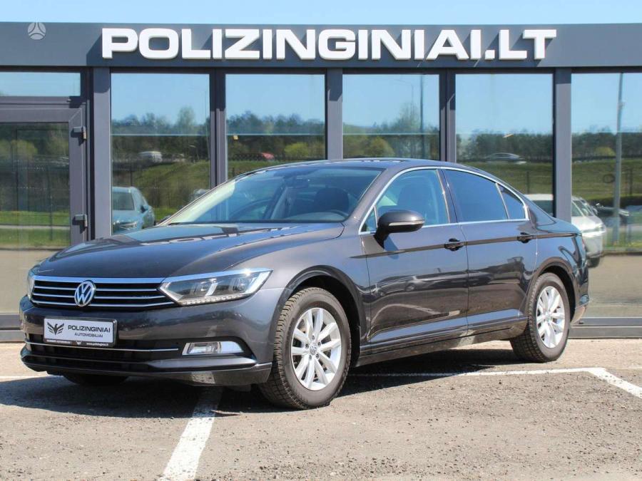 Black Volkswagen Passat 2019 in Vilnius, with an engine capacity of 1.50 L and mileage of 163 thousand km for 13250 €, photo 1 on AUTOMOTO.COM.LV