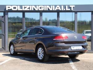 Black Volkswagen Passat 2019 in Vilnius, with an engine capacity of 1.50 L and mileage of 163 thousand km for 13250 €, photo 4 on AUTOMOTO.COM.LV