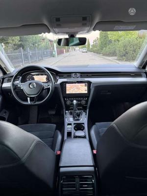 Black Volkswagen Passat 2019 in Kaunas, with an engine capacity of 1.97 L and mileage of 250 thousand km for 13200 €, photo 17 on AUTOMOTO.COM.LV