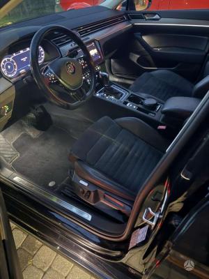 Black Volkswagen Passat 2019 in Kaunas, with an engine capacity of 1.97 L and mileage of 250 thousand km for 13200 €, photo 20 on AUTOMOTO.COM.LV