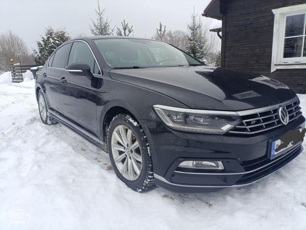 Melns Volkswagen Passat 2020 Viļņa, ar dzinēja tilpumu 1.50 L un nobraukumu 292 tūkst. km par 13800 €, foto 2 vietnē AUTOMOTO.COM.LV