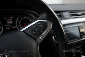 Melns Volkswagen Passat 2020 Jelgava, ar dzinēja tilpumu 1.50 L un nobraukumu 133 tūkst. km par 17319 €, foto 16 vietnē AUTOMOTO.COM.LV
