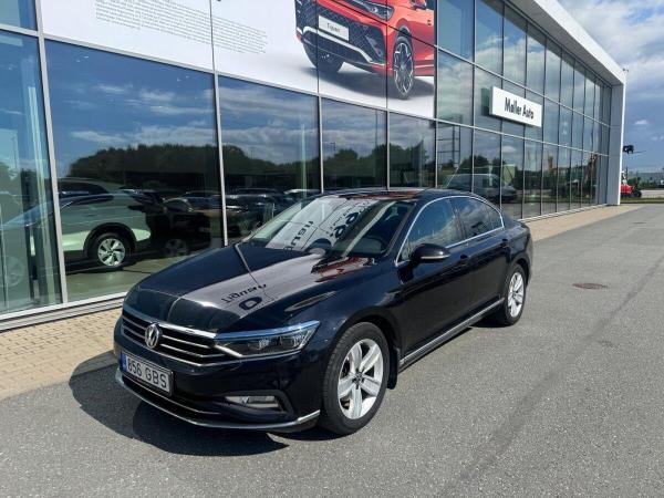 Black Volkswagen Passat 2020 in Peetri, with an engine capacity of 1.50 L and mileage of 137 thousand km for 16700 €, photo 1 on AUTOMOTO.COM.LV