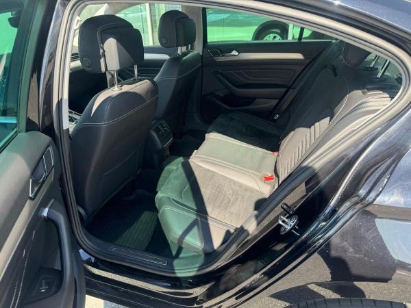 Black Volkswagen Passat 2020 in Peetri, with an engine capacity of 1.50 L and mileage of 137 thousand km for 16700 €, photo 10 on AUTOMOTO.COM.LV