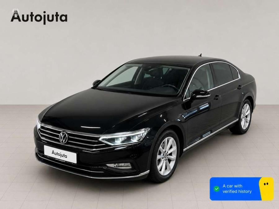 Black Volkswagen Passat 2020 in Kaunas, with an engine capacity of 1.97 L and mileage of 129 thousand km for 18900 €, photo 1 on AUTOMOTO.COM.LV