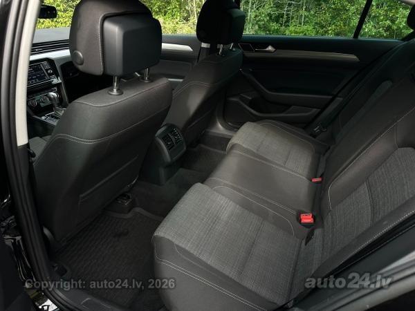 Black Volkswagen Passat 2020 in Tallinn, with an engine capacity of 1.50 L and mileage of 94 thousand km for 20900 €, photo 7 on AUTOMOTO.COM.LV