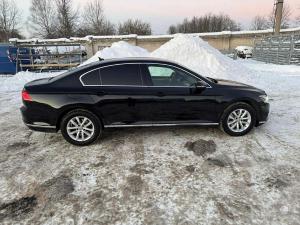 Melns Volkswagen Passat 2021 Viļņa, ar dzinēja tilpumu 1.97 L un nobraukumu 61 tūkst. km par 25500 €, foto 3 vietnē AUTOMOTO.COM.LV