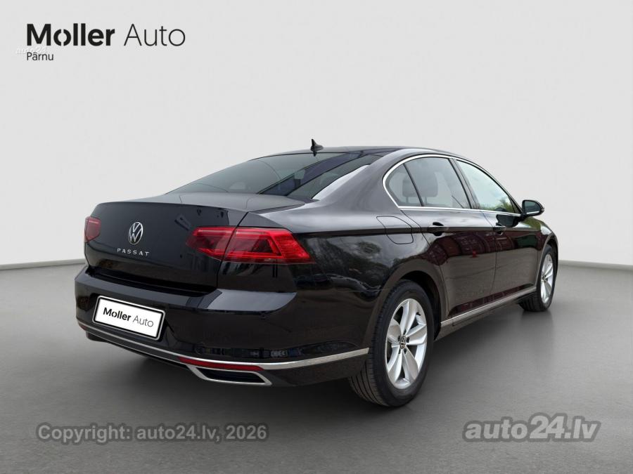 Black Volkswagen Passat 2021 in Parnu, with an engine capacity of 1.50 L and mileage of 89 thousand km for 22900 €, photo 3 on AUTOMOTO.COM.LV