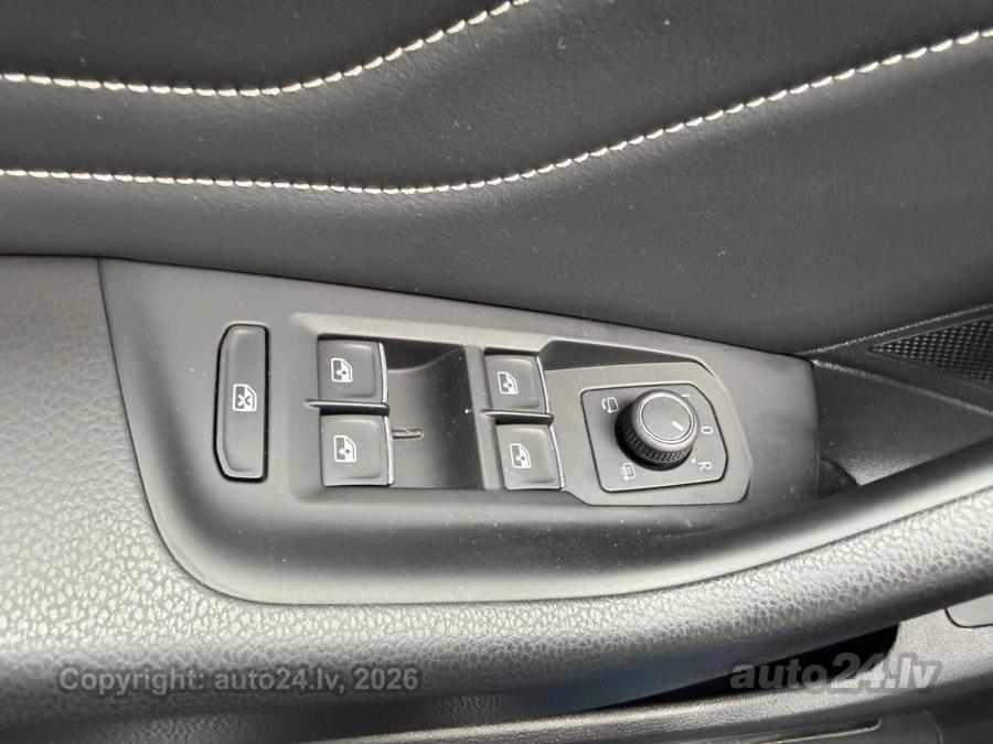 Black Volkswagen Passat 2021 in Parnu, with an engine capacity of 1.50 L and mileage of 89 thousand km for 22900 €, photo 24 on AUTOMOTO.COM.LV