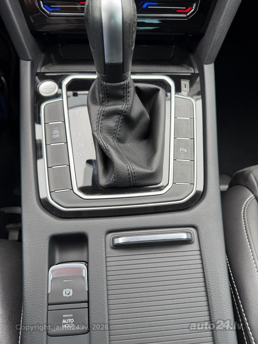 Black Volkswagen Passat 2021 in Parnu, with an engine capacity of 1.50 L and mileage of 89 thousand km for 22900 €, photo 25 on AUTOMOTO.COM.LV
