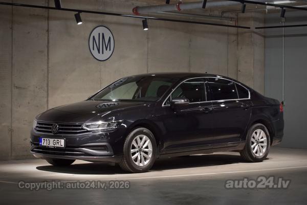 Black Volkswagen Passat 2021 in Tallinn, with an engine capacity of 1.50 L and mileage of 116 thousand km for 17490 €, photo 1 on AUTOMOTO.COM.LV