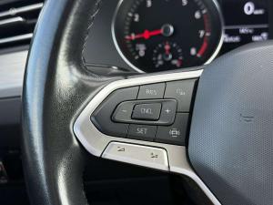 Melns Volkswagen Passat 2021 Viļņa, ar dzinēja tilpumu 1.50 L un nobraukumu 184 tūkst. km par 14500 €, foto 23 vietnē AUTOMOTO.COM.LV