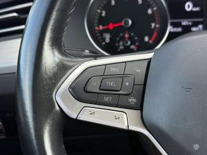 Black Volkswagen Passat 2021 in Vilnius, with an engine capacity of 1.50 L and mileage of 184 thousand km for 13499 €, photo 23 on AUTOMOTO.COM.LV