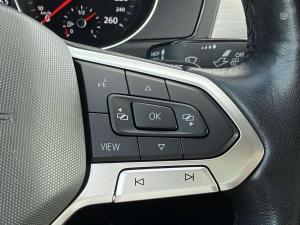 Black Volkswagen Passat 2021 in Vilnius, with an engine capacity of 1.50 L and mileage of 184 thousand km for 13499 €, photo 24 on AUTOMOTO.COM.LV